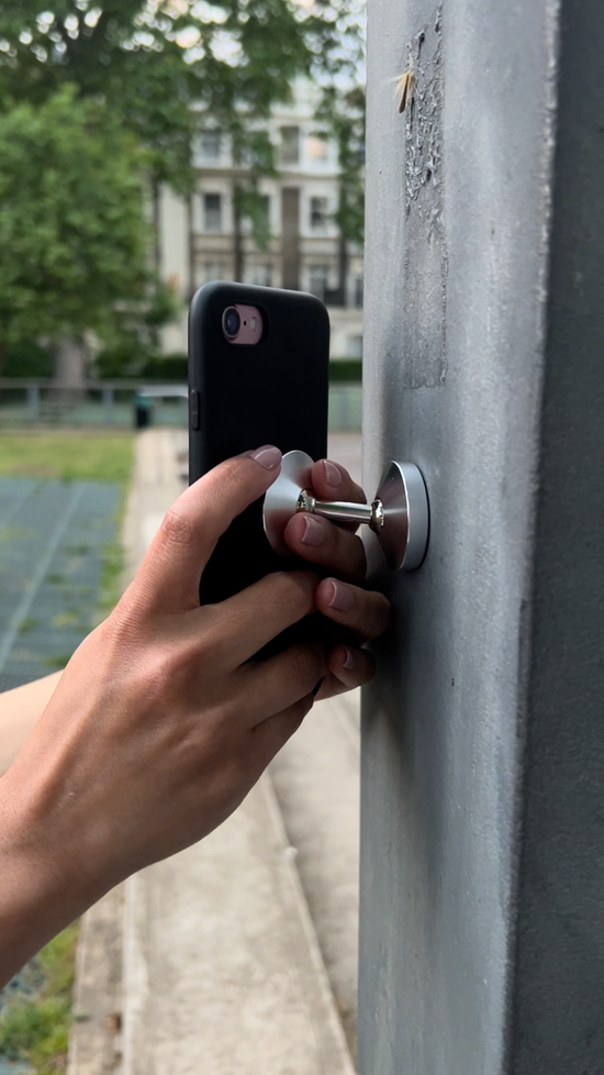 Magnetic Vloggers Phone Mount With 360º Rotation – threesixviews